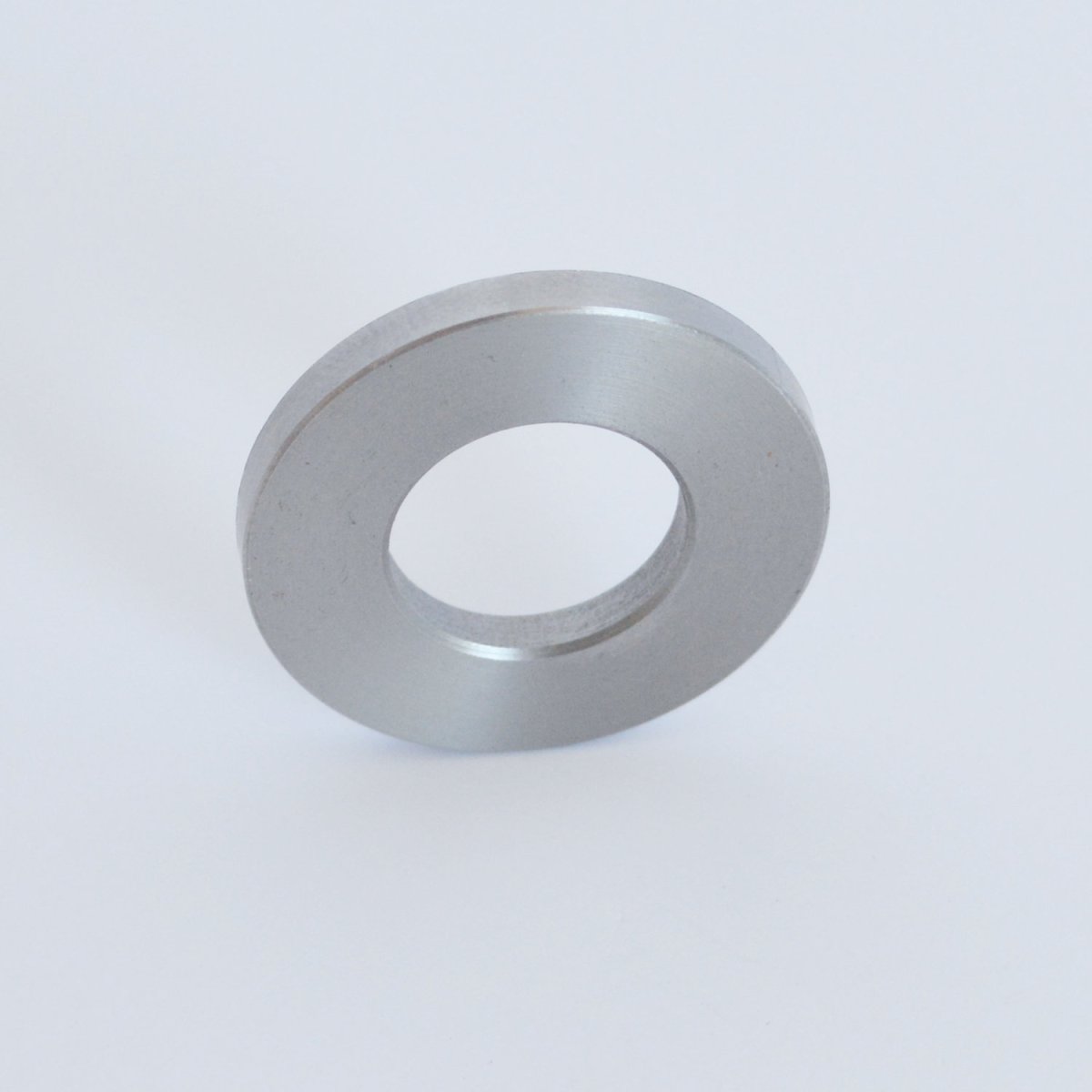 T140 Rear Spindle Washer - Stainless Classics