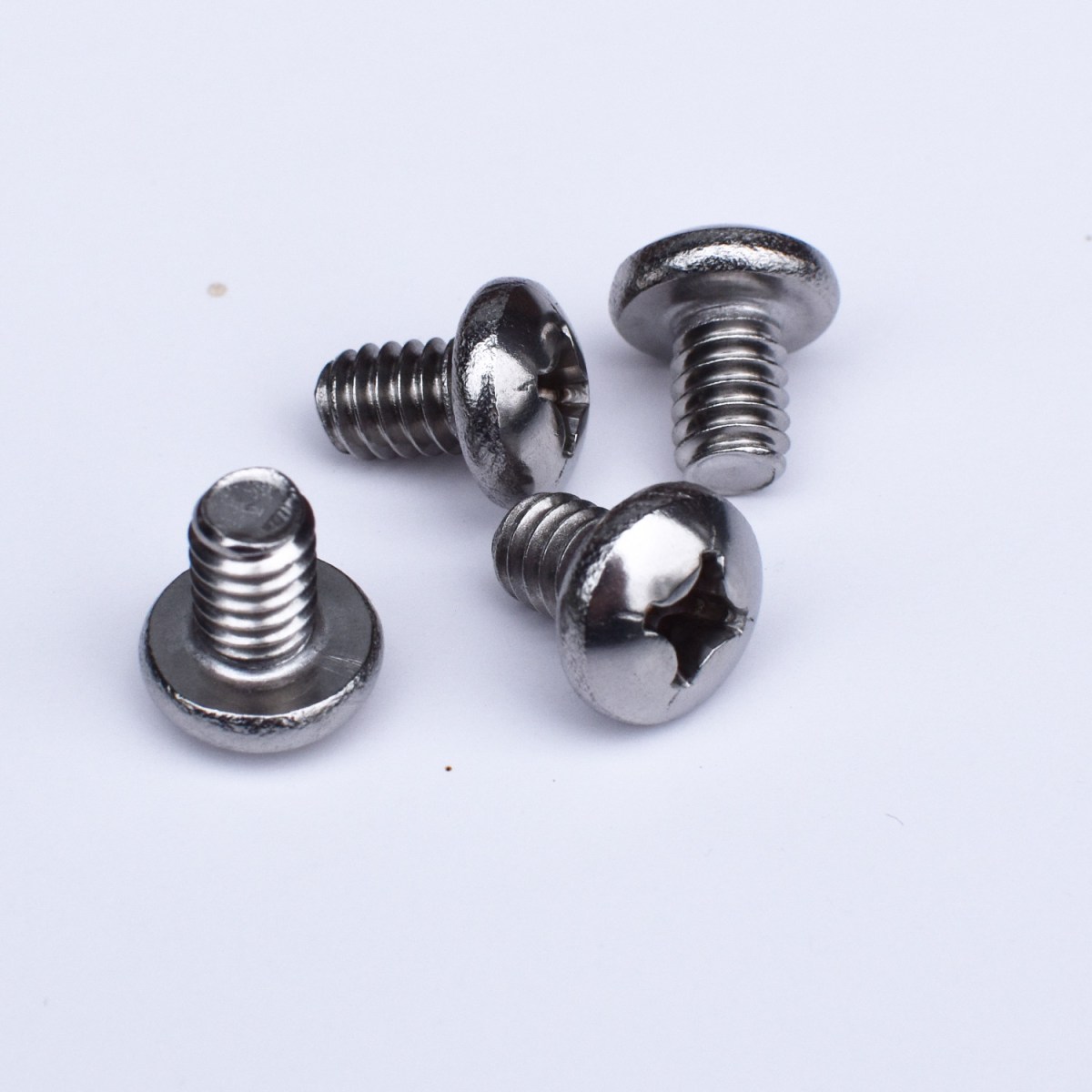 Triumph Rocker Box Inspection Clip Screws - Stainless Classics